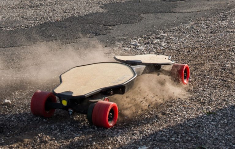 The History and Evolution of the Electric Skateboard - Linky Innovation